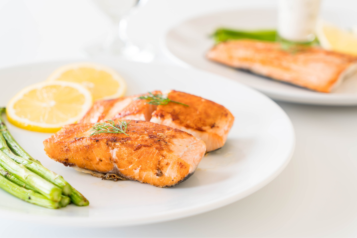 Lemon Ginger Salmon – Juno Wellness